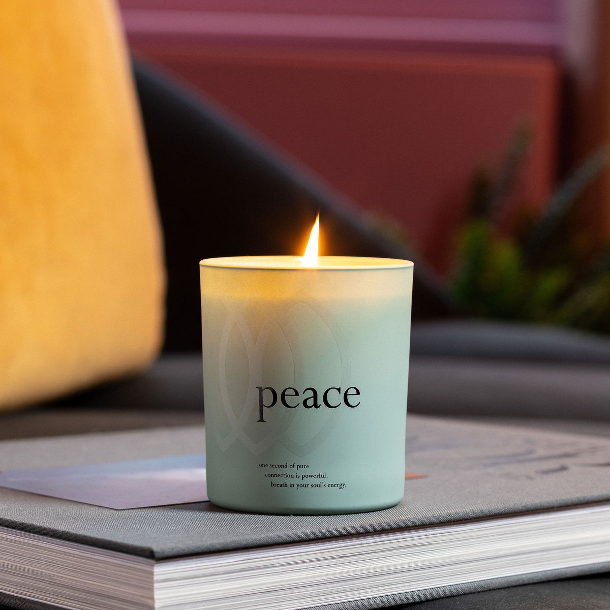 Luxurious Peace Scented Candle – Kalmar Lifestyle
